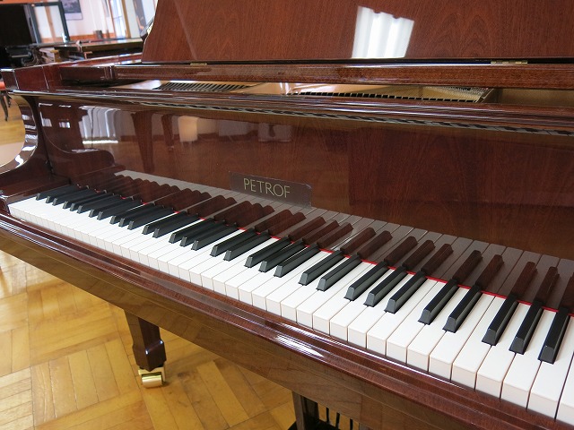 PETROF P159 Bora | 名古屋ピアノ調律センター